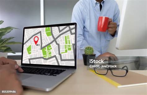 對路線目的地網路連接位置街景地圖與 Gps 圖示導航 Gps 地圖 照片檔及更多 位置描述 照片 位置描述 全球定位系統 地圖