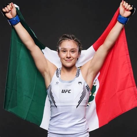 Alexa Grasso Comparte Que Está Nominada A Mejor Peleadora Del Año En