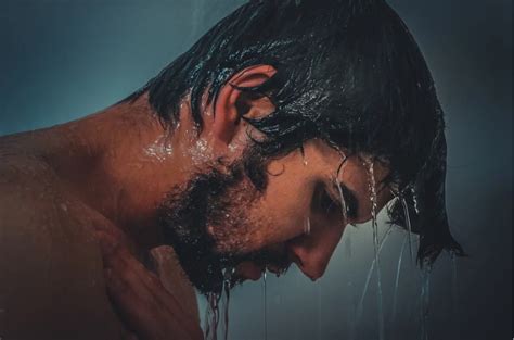 How To Shave Down There 6 Steps To Manscaping Fast And Safe Ibtimes