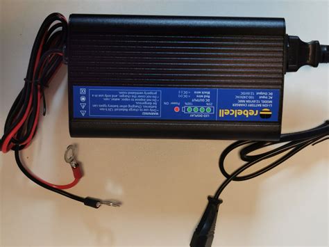 Rebelcell Li Ion Akku 12V50 Ladegerät Technik für Angler