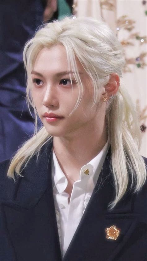 Felix At Met Gala Felix Hairstyles Skz Hairstyle Felix New Hair
