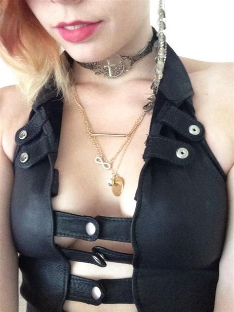 Spin Switch Witch Lisa Pic