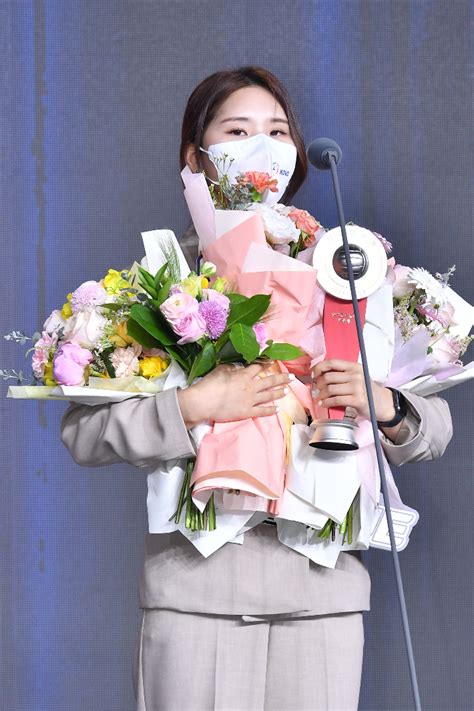 이고은 언니 떠나 속상해 책임감 느끼는 신인왕 이윤정 노컷뉴스
