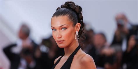 Bella Hadid Strips Down To Her Underwear For Pin Up Glam Pool Day