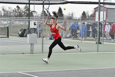 Girls Tennis Fairview Steals The Show At Frl League Tourney