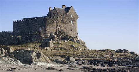 Photographs And Map Of Crinan Basin And Harbour In The West Of Scotland