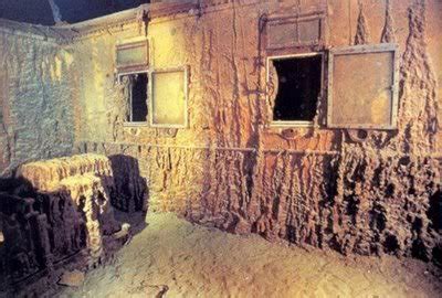 KONSPIRASI MENGHEBOHKAN DUNIA Misteri Tenggelamnya TITANIC