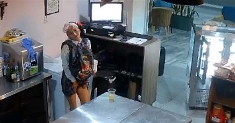 ‘la Peligrosa Así Lucía La Mujer Que Se Se Vestía Como Una Colegiala