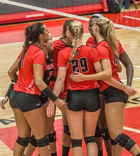 180 Women Volleyball Ideas Women Volleyball Volleyball Volleyball Girls