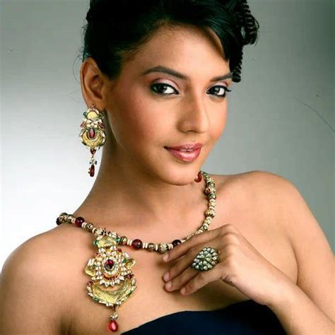 Kundan Mala Set In Mumbai Marvel Id 2921767097