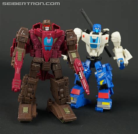 Transformers War For Cybertron Siege Skytread Flywheels Toy Gallery