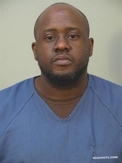 Davis Antonio M 10092022 Dane County Mugshots Zone