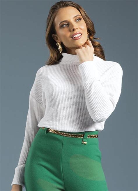 Blusão Feminino Em Tecido Chenille Branco Gris