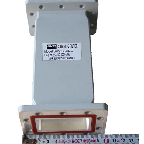 China Customized 5g Interference Rejection Bandpass Filter