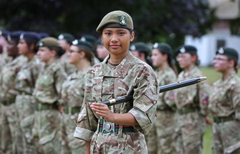 Filipina Teenager Appointed Highest Rank Possible For Army Cadet