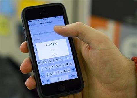 Iphone Undo Button Undo Typing Pasting Cutting Or Deleting With This Simple Trick
