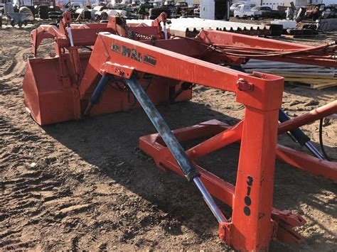Dual 3100 Series Loader Smith Sales Co Auctioneers