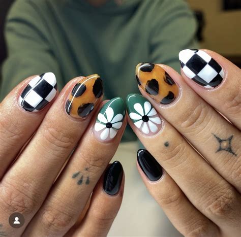 Pin By Tori Ward On Nails In 2025 Edgy Nails Checkered Nails Cute Gel Nails