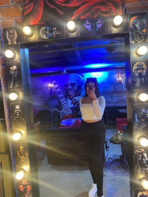Reem Dubai Escorts