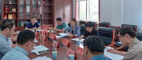 徐燕专题调研全区卫生健康工作服务区卫健中心