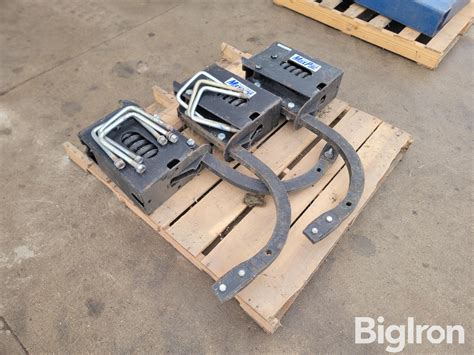 Blu Jet Spring Loaded Anhydrous Applicator Row Units Bigiron Auctions