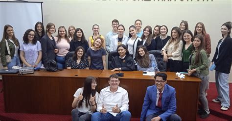 ⚖ Како завршен настан на Учиме Право клубот во Струга за учебната 2021 22 година одржани беа две