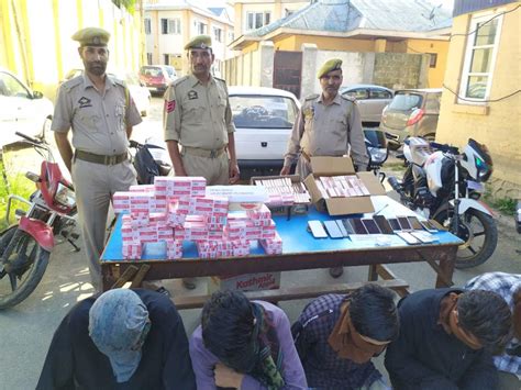 Budgam Police Busts Burglars Gang 05 Burglars Arrested Stolen