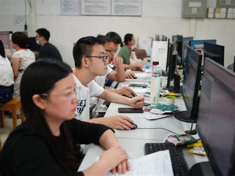 大数据与人工智能学院教师参加2022年全国高校教师大数据与人工智能项目实战培训班 信阳学院