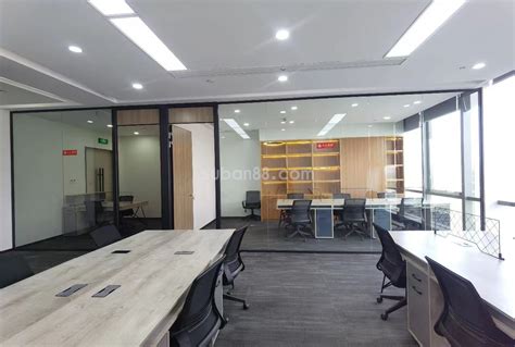 11苏州工业园区苏州市工业园区甲级写字楼丰隆城市中心精装招租162㎡办公室豪装出租