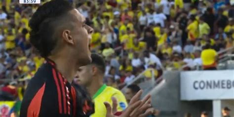 Santos Borré Es Tendencia Insólita Jugada De Gol Errada En Brasil Vs
