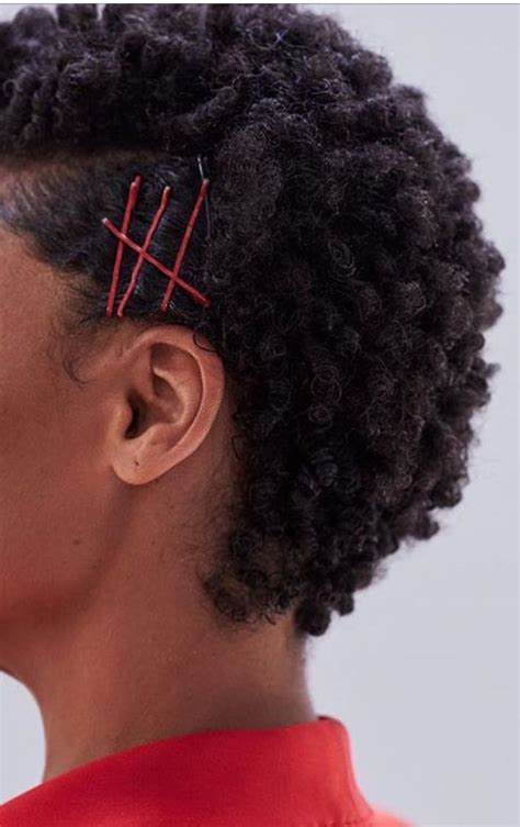 Pin By Brenda Mazzon On Penteado Cabelo Crespo In 2024 Short Natural