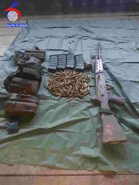 ကရင်ပြည်နယ်၊ ဝေါ်လေ အခြေစိုက် တပ်မ ၄၄ လက်အောက်ခံ ခမရ ၅၅၆ တပ်ရင်းမှ တပ်သား ၂ ဦး လက်နက်ခဲယမ်းနှင့