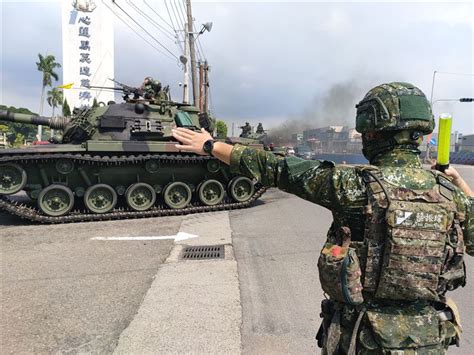 漢光國軍戰車＋戰甲車精銳盡出塞爆道路！民眾讚：稅金花得有價值 社會 三立新聞網 Setncom