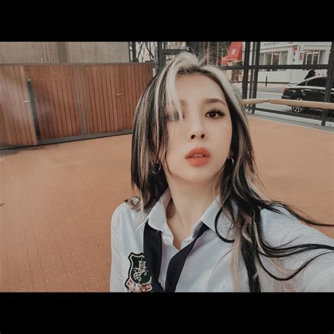 더쿠 볼드모트가 박수치면서 죽음을먹는자들 프리패스 시켜줄 여자아이돌