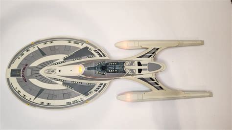 Star Trek Uss Enterprise Ncc 1701 E Starship Legends Collectible Toy