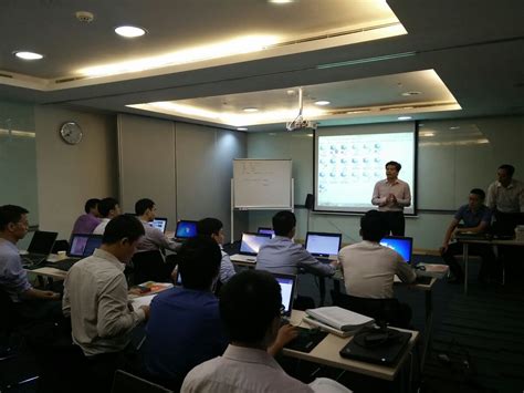 Robusta Triển Khai Khóa Oracle Database 12c Administration Workshop