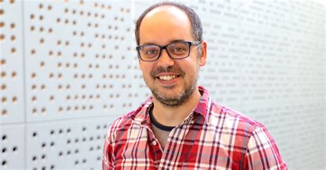 El Español Que Descubrió Cómo Las Células Se Transforman En Tumores