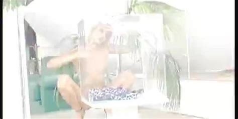 Flexible Naked In A Glasbox Tnaflix