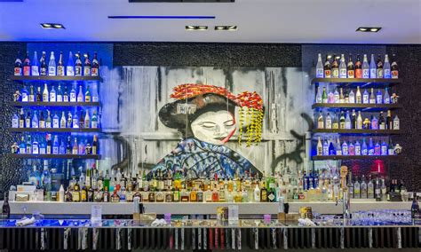 Moon Thai And Japanese Weston Local Guide Powered By Radius®