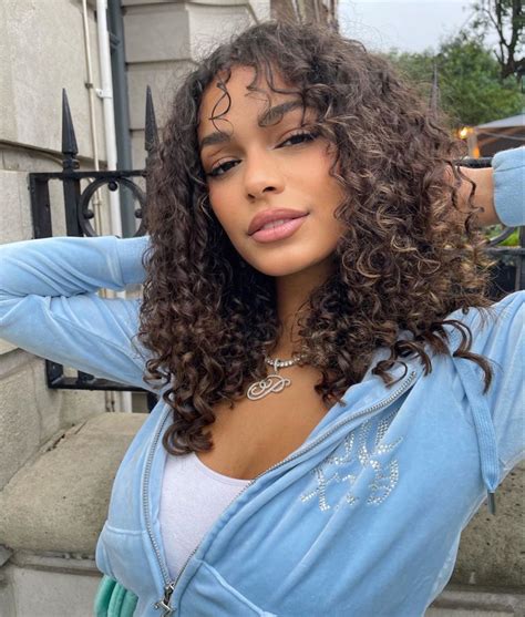 Natural Curly Hair Cuts Hairdos For Curly Hair Curly Hair With Bangs Pretty Hairstyles