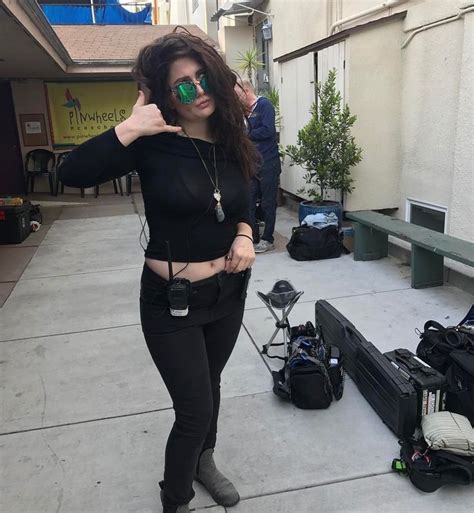 Pin By Tray On Emma Kenney Emma Kenney Shameless Debbie Women