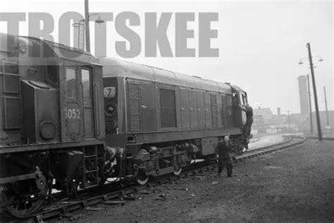 Larger Negative Br British Railways Diesel Loco Class 20 D8005