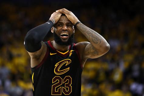 Nba Finals 2018 Lebron James Walks Out Of News Conference After Game 1