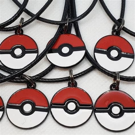 Pokemon Pokeballs Lot Of 10 Necklaces Party Favors Pokeball Etsy De