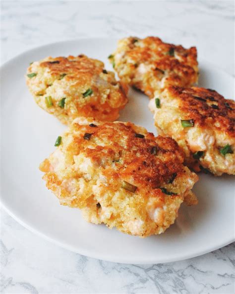 Grilled Salmon Burgers With Avocado Salsa Summer Recipe