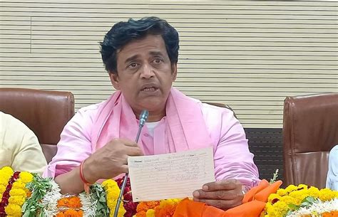 Bjp Mp Ravi Kishan In Varanasi Told Global Hunger Index Is Conspiracy