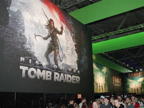 Who Played Lara Croft In The First Tomb Raider Movie Classic Nerd