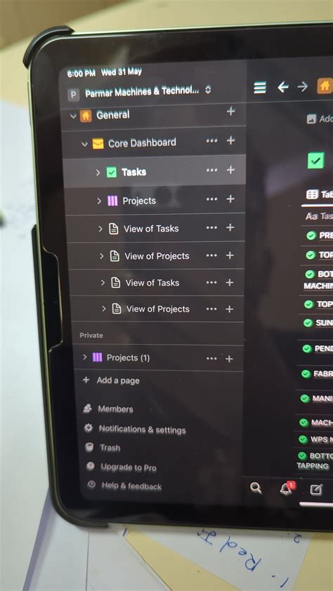 hide the sidebar on the ipad r notion