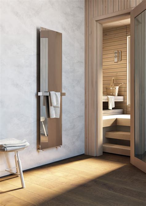 Termoarredo A Pannello Ad Acqua Calda Verticale FRAME INOX LUCIDO VT By