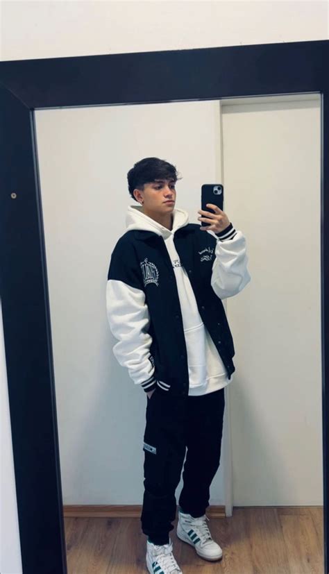 Pin By Gabriela Chiodo On Pff🤑 In 2024 Cool Outfits For Men Mens